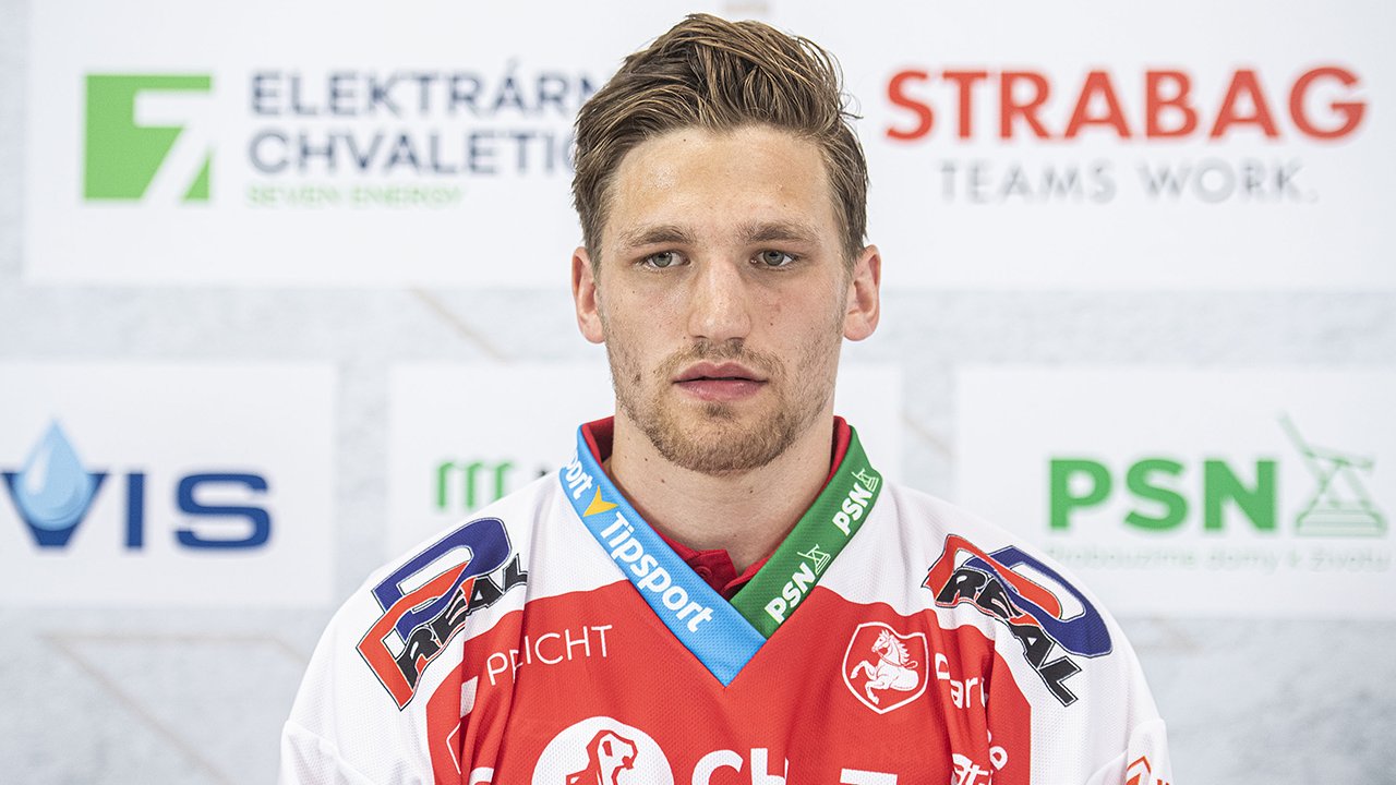 Těším se na skvělé fanoušky, vzkazuje Adam Musil | HC Dynamo Pardubice