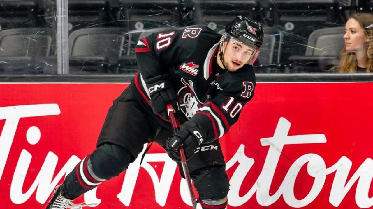 Do Dynama se vrací útočník František Formánek | HC Dynamo Pardubice