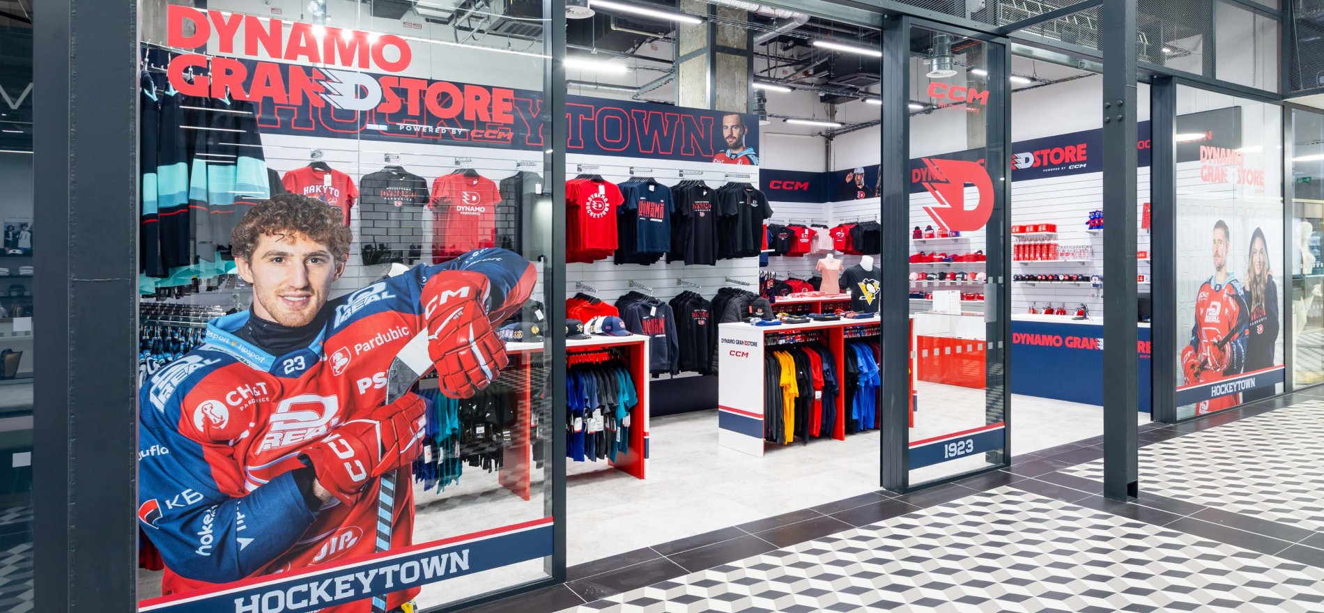 Dynamo Grandstore má otevřeno! Ve středu přivítal první zákazníky | HC ...