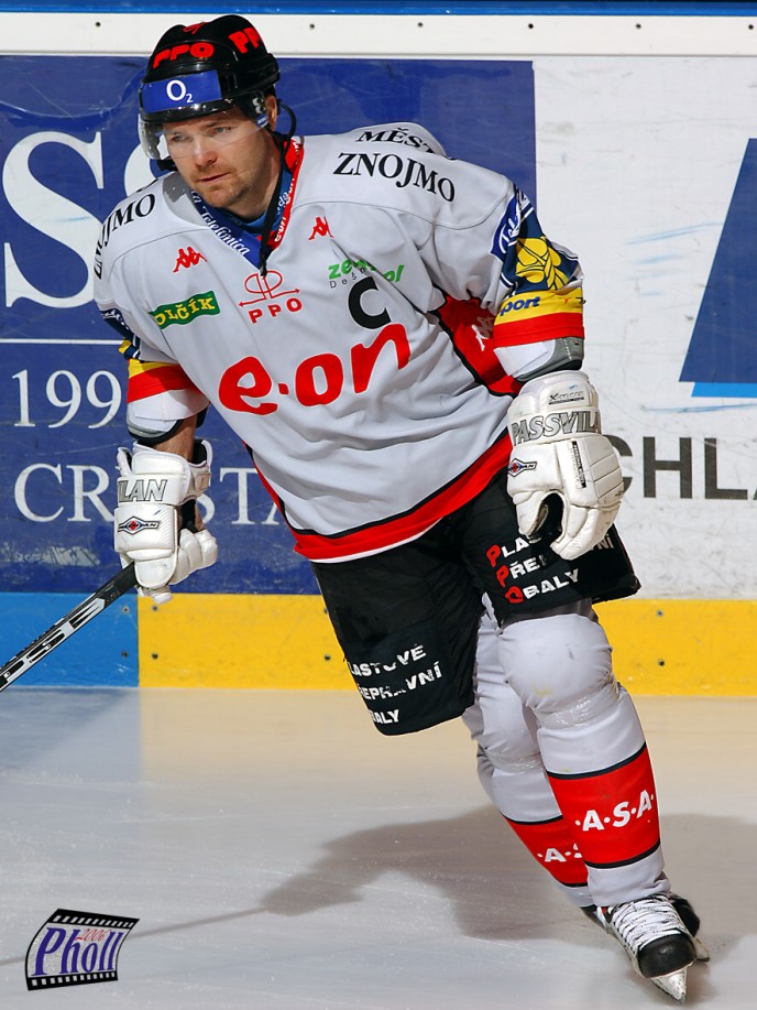 Přestupová bomba: Peter Pucher jde do Pardubic! | HC Dynamo Pardubice